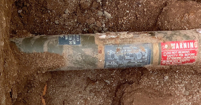 Phát hiện súng chống tăng M72 khi đào móng nhà - Khai Mở